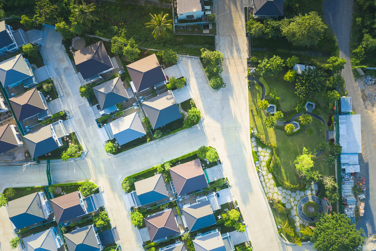 Property vs neighbourhood: Which is most important? - Hawk Financial